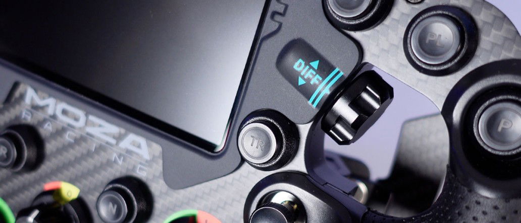 Moza Racing FSR REVIEW: Formula 1 Steering Wheel with Dash