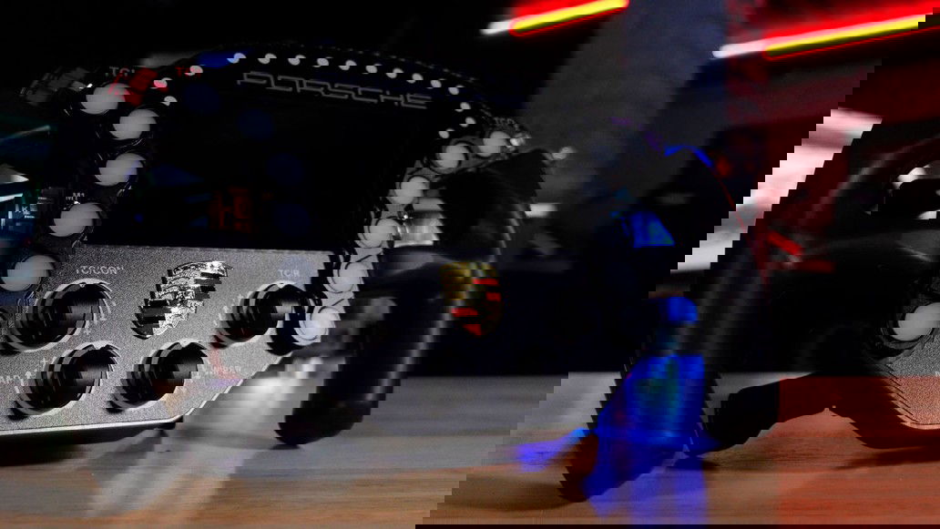 Grid by Sim Lab - Porsche 911 RSR - Review - Boosted Media